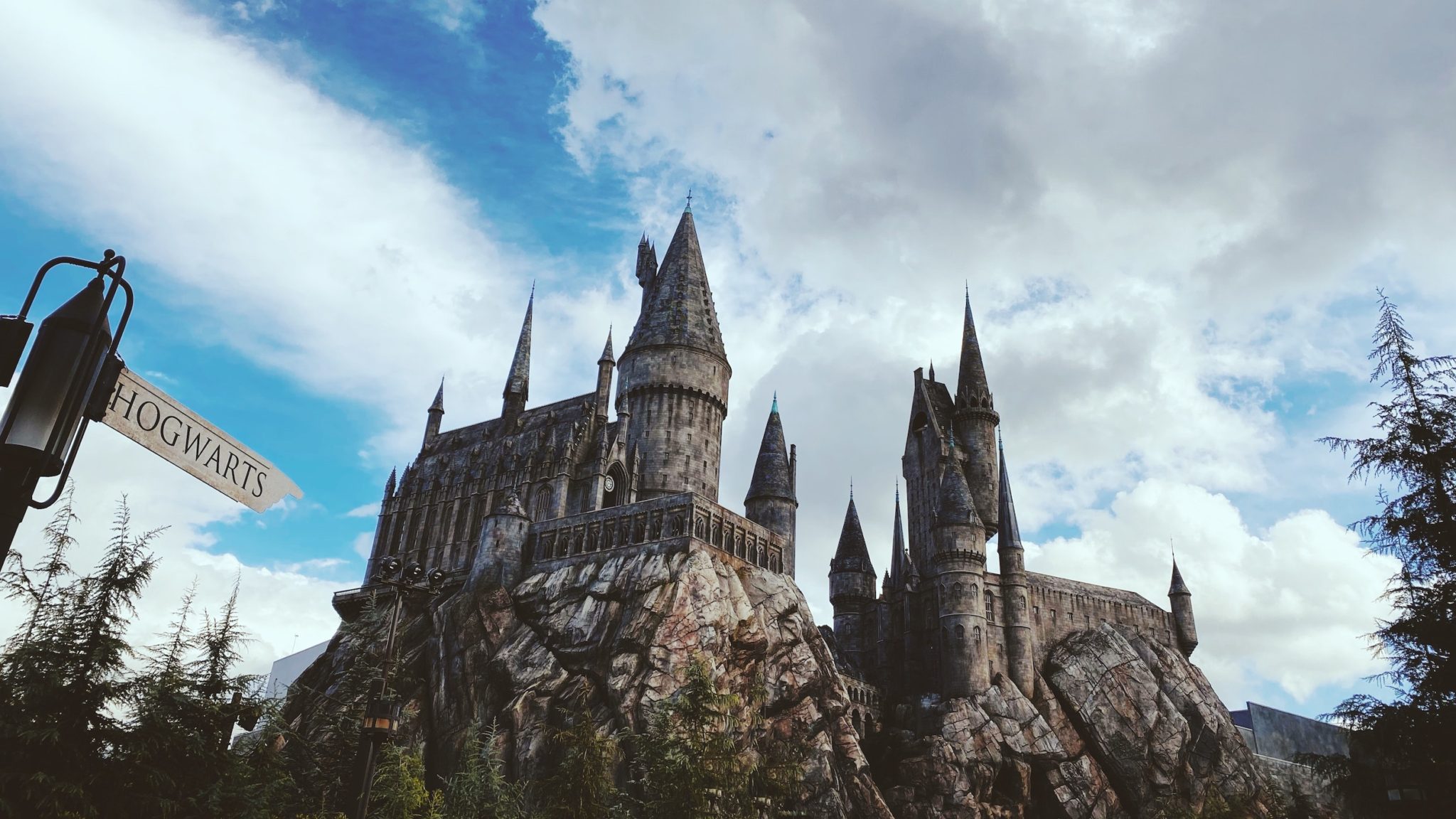 30+ Magical Harry Potter Themed Places ALL over the World! - Voyage Scribe