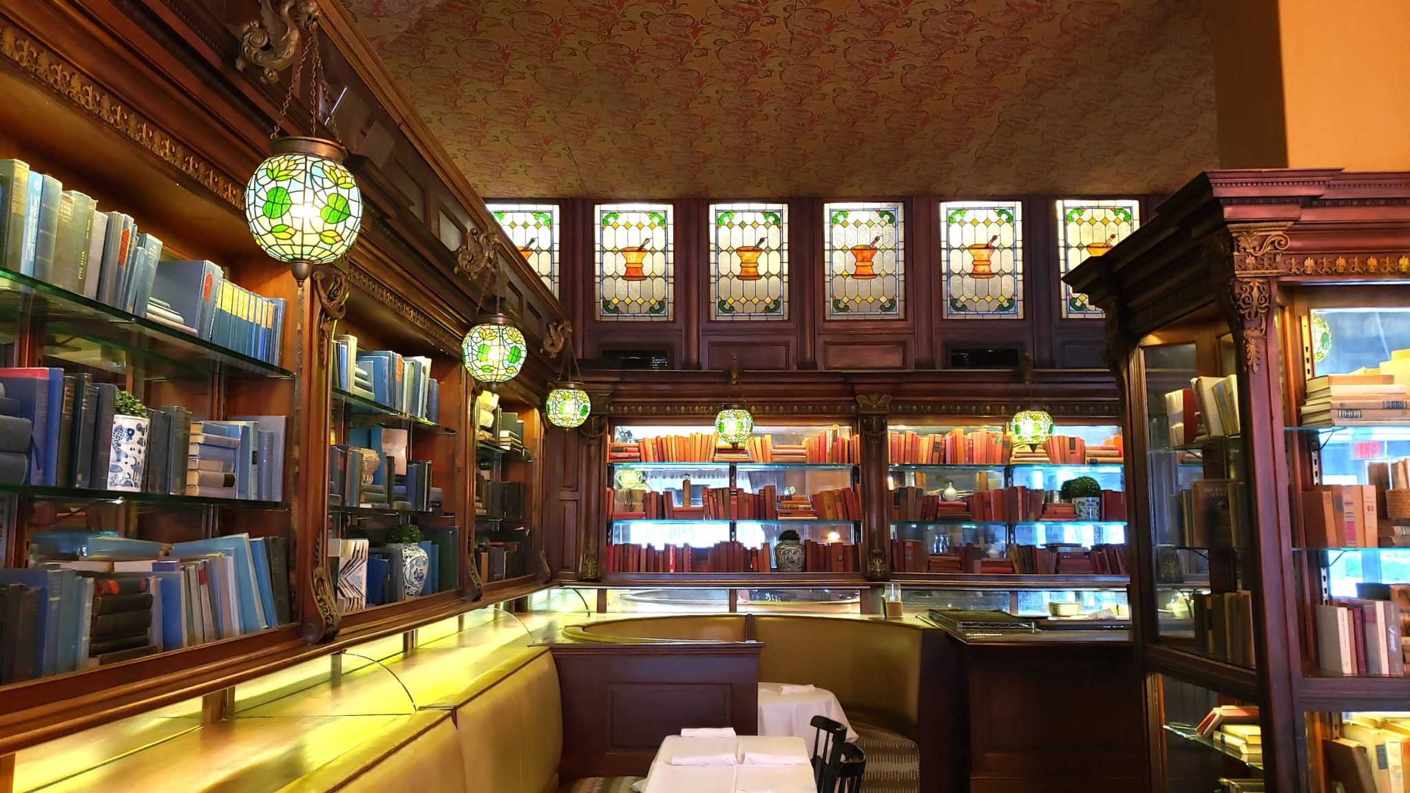 Writers Travel Guide to Savannah, Georgia: Literary Travel - Voyage Scribe